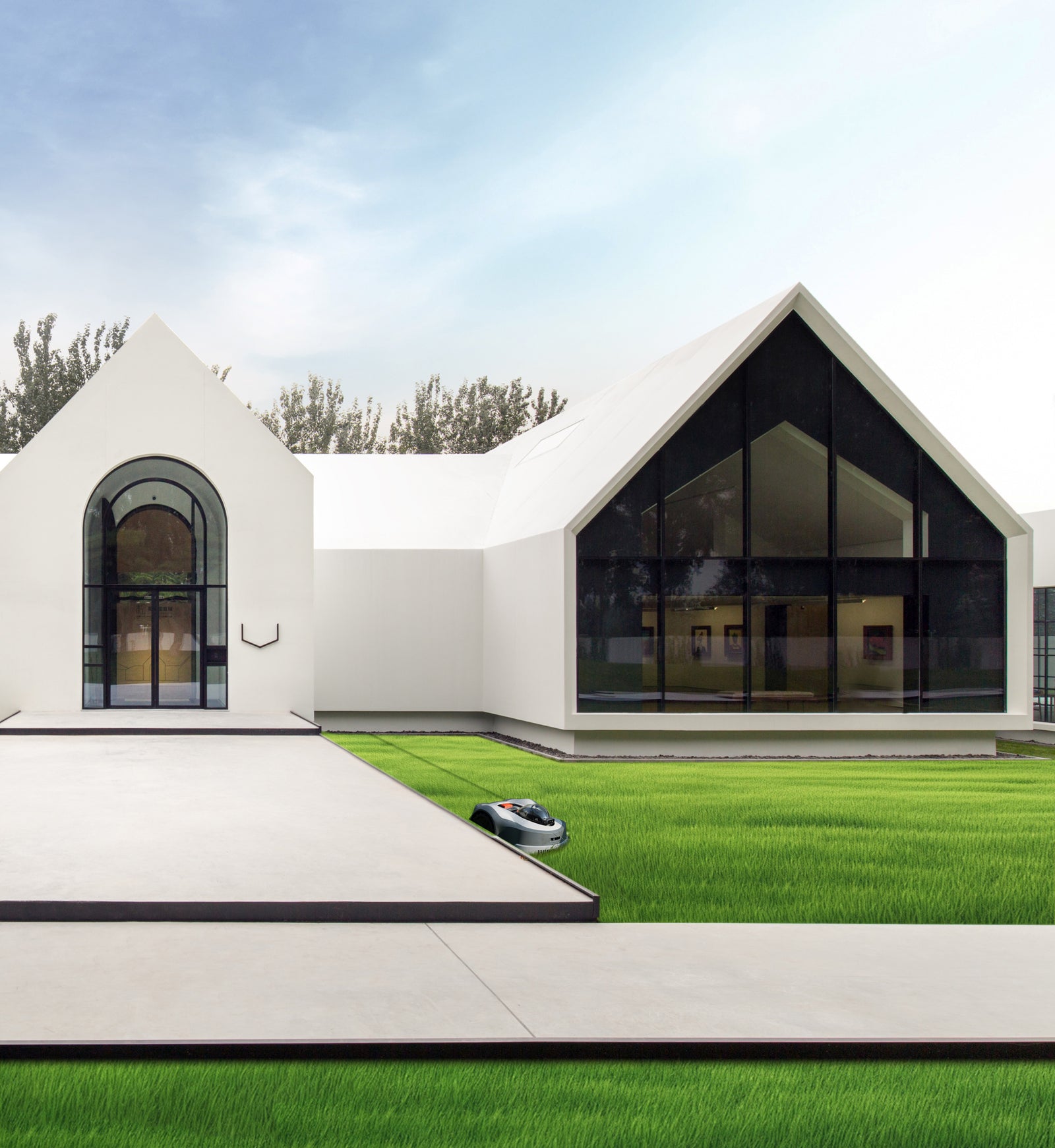 Novabot - Revolutionary Autonomous Lawn Care Robot